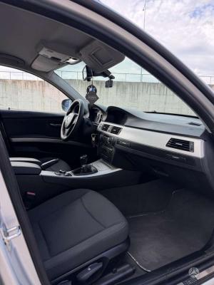 Pelēks BMW 318 2009 Viļņa, ar dzinēja tilpumu 2.00 L un nobraukumu 371 tūkst. km par 3400 €, foto 15 vietnē AUTOMOTO.COM.LV