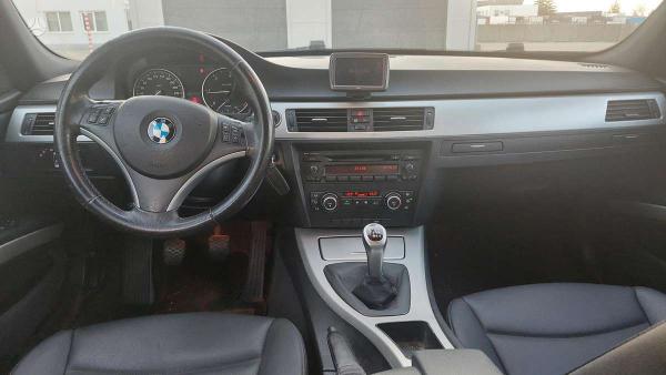 Pelēks BMW 318 2009 Panevēža, ar dzinēja tilpumu 2.00 L un nobraukumu 207 tūkst. km par 3400 €, foto 7 vietnē AUTOMOTO.COM.LV