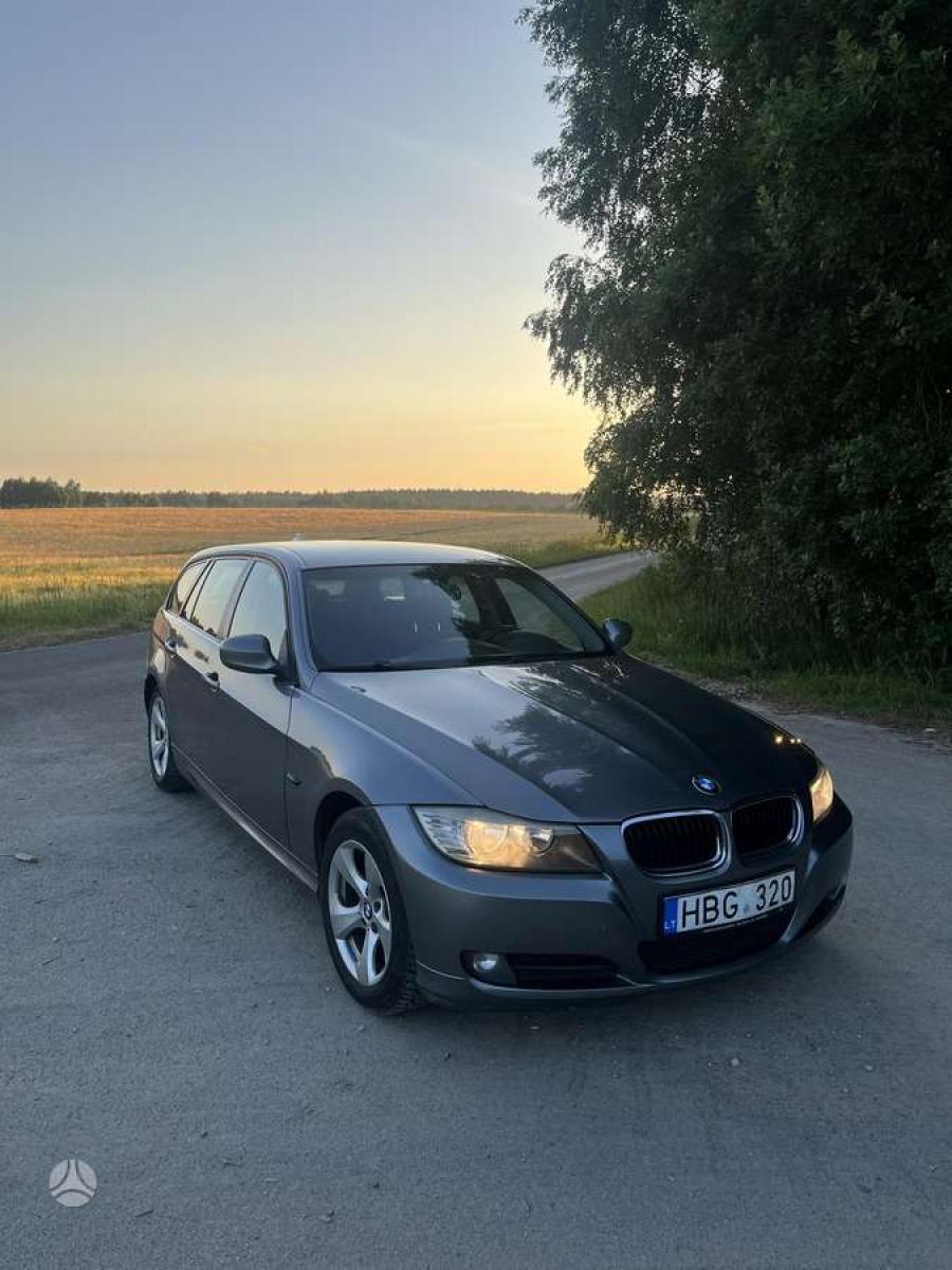 Pelēks BMW 318 2009 Viļņa, ar dzinēja tilpumu 2.00 L un nobraukumu 408 tūkst. km par 2900 €, foto 3 vietnē AUTOMOTO.COM.LV
