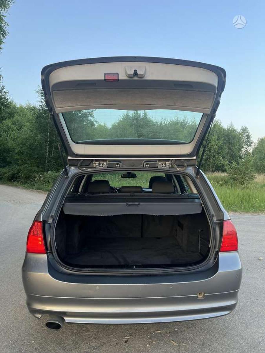 Pelēks BMW 318 2009 Viļņa, ar dzinēja tilpumu 2.00 L un nobraukumu 408 tūkst. km par 2900 €, foto 9 vietnē AUTOMOTO.COM.LV