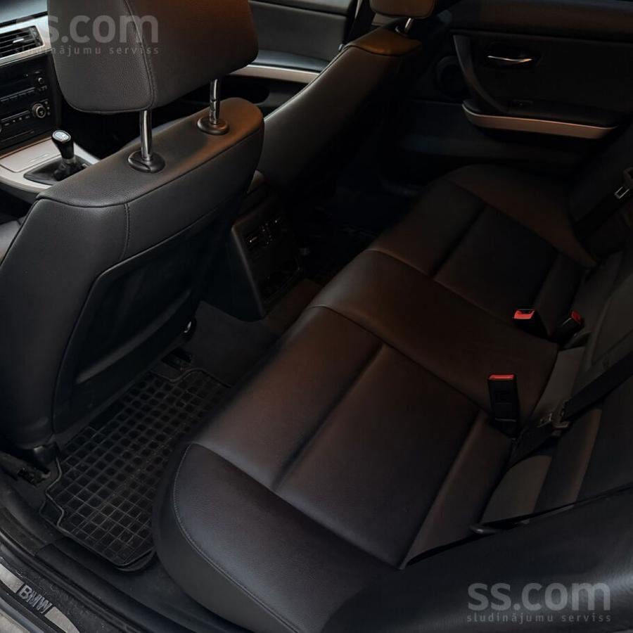 Pelēks BMW 318 2009 Liepāja, ar dzinēja tilpumu 2.00 L un nobraukumu 341 tūkst. km par 3700 €, foto 13 vietnē AUTOMOTO.COM.LV