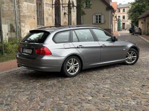 Pelēks BMW 318 2009 Cēsis, ar dzinēja tilpumu 2.00 L un nobraukumu 336 tūkst. km par 3490 €, foto 9 vietnē AUTOMOTO.COM.LV