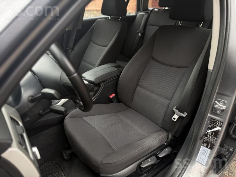 Pelēks BMW 318 2009 Cēsis, ar dzinēja tilpumu 2.00 L un nobraukumu 336 tūkst. km par 3490 €, foto 10 vietnē AUTOMOTO.COM.LV