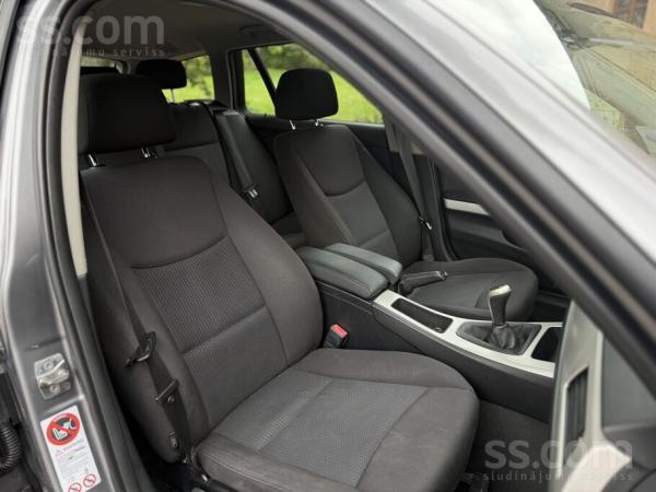 Pelēks BMW 318 2009 Cēsis, ar dzinēja tilpumu 2.00 L un nobraukumu 336 tūkst. km par 3490 €, foto 10 vietnē AUTOMOTO.COM.LV