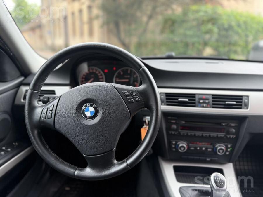 Pelēks BMW 318 2009 Cēsis, ar dzinēja tilpumu 2.00 L un nobraukumu 336 tūkst. km par 3490 €, foto 15 vietnē AUTOMOTO.COM.LV