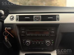 Pelēks BMW 318 2009 Cēsis, ar dzinēja tilpumu 2.00 L un nobraukumu 336 tūkst. km par 3490 €, foto 18 vietnē AUTOMOTO.COM.LV