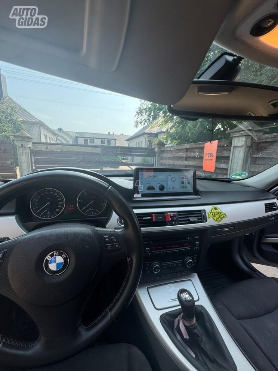 Grey BMW 318 2009 in Taurage, with an engine capacity of 2.00 L and mileage of 384 thousand km for 3999 €, photo 9 on AUTOMOTO.COM.LV