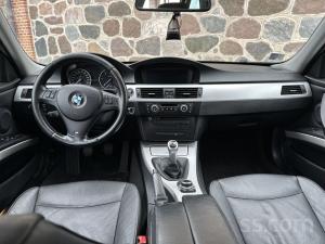 Grey BMW 318 2009 in Aluksne, with an engine capacity of 2.00 L and mileage of 364 thousand km for 5500 €, photo 4 on AUTOMOTO.COM.LV