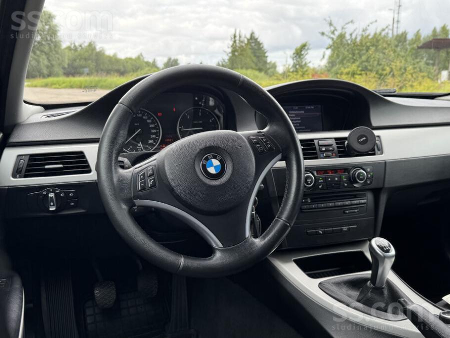 Pelēks BMW 318 2009 Bauska, ar dzinēja tilpumu 2.00 L un nobraukumu 388 tūkst. km par 5995 €, foto 9 vietnē AUTOMOTO.COM.LV
