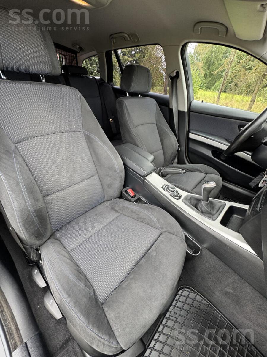 Pelēks BMW 318 2009 Bauska, ar dzinēja tilpumu 2.00 L un nobraukumu 388 tūkst. km par 5995 €, foto 18 vietnē AUTOMOTO.COM.LV