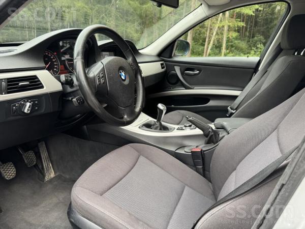 Pelēks BMW 318 2009 Valmiera, ar dzinēja tilpumu 2.00 L un nobraukumu 326 tūkst. km par 3950 €, foto 6 vietnē AUTOMOTO.COM.LV