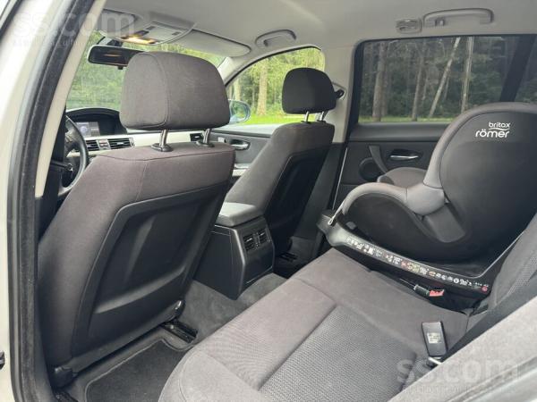 Pelēks BMW 318 2009 Valmiera, ar dzinēja tilpumu 2.00 L un nobraukumu 326 tūkst. km par 3950 €, foto 7 vietnē AUTOMOTO.COM.LV