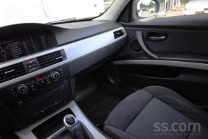 Pelēks BMW 318 2009 Rīga, ar dzinēja tilpumu 2.00 L un nobraukumu 388 tūkst. km par 4495 €, foto 14 vietnē AUTOMOTO.COM.LV
