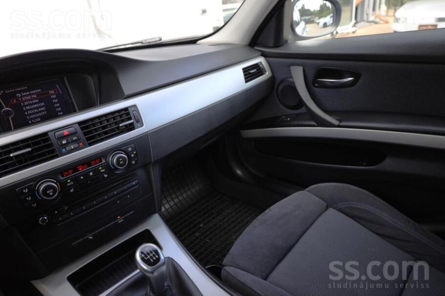 Pelēks BMW 318 2009 Rīga, ar dzinēja tilpumu 2.00 L un nobraukumu 388 tūkst. km par 4495 €, foto 15 vietnē AUTOMOTO.COM.LV