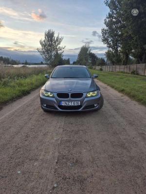 Pelēks BMW 318 2009 Vievis, ar dzinēja tilpumu 2.00 L un nobraukumu 345 tūkst. km par 4000 €, foto 3 vietnē AUTOMOTO.COM.LV