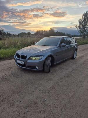 Pelēks BMW 318 2009 Vievis, ar dzinēja tilpumu 2.00 L un nobraukumu 345 tūkst. km par 4000 €, foto 4 vietnē AUTOMOTO.COM.LV