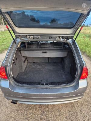 Pelēks BMW 318 2009 Vievis, ar dzinēja tilpumu 2.00 L un nobraukumu 345 tūkst. km par 4000 €, foto 8 vietnē AUTOMOTO.COM.LV