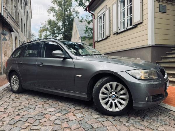 Pelēks BMW 318 2009 Cēsis, ar dzinēja tilpumu 2.00 L un nobraukumu 0 tūkst. km par 4550 €, foto 3 vietnē AUTOMOTO.COM.LV