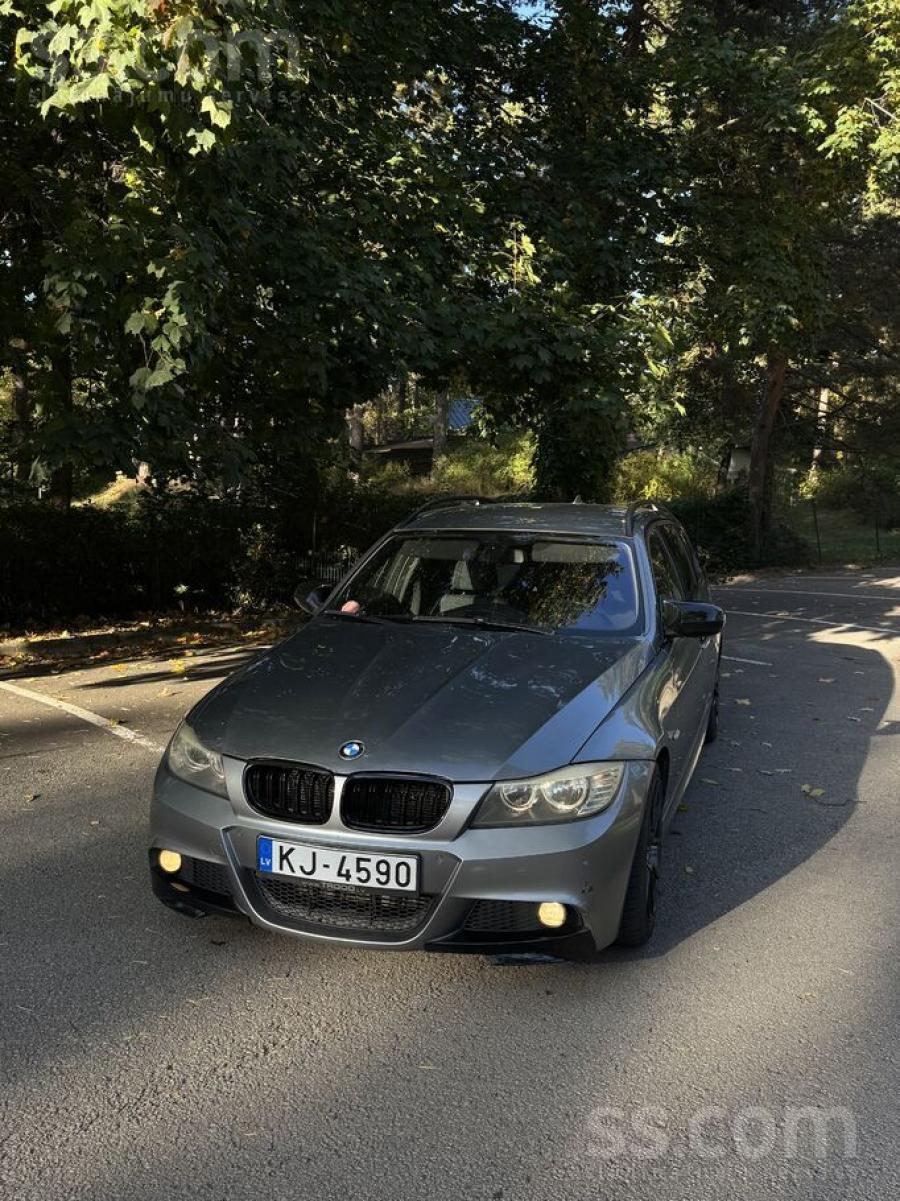 Grey BMW 318 2009 in Riga, with an engine capacity of 2.00 L and mileage of 335 thousand km for 4500 €, photo 3 on AUTOMOTO.COM.LV