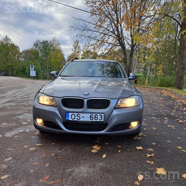 Pelēks BMW 318 2009 Rēzekne, ar dzinēja tilpumu 2.00 L un nobraukumu 0 tūkst. km par 4100 €, foto 3 vietnē AUTOMOTO.COM.LV