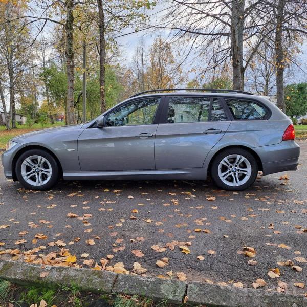 Pelēks BMW 318 2009 Rēzekne, ar dzinēja tilpumu 2.00 L un nobraukumu 0 tūkst. km par 4100 €, foto 8 vietnē AUTOMOTO.COM.LV