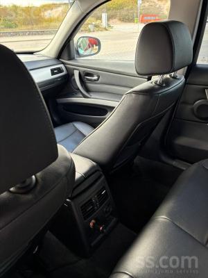 Pelēks BMW 318 2009 Ventspils, ar dzinēja tilpumu 2.00 L un nobraukumu 340 tūkst. km par 4300 €, foto 15 vietnē AUTOMOTO.COM.LV