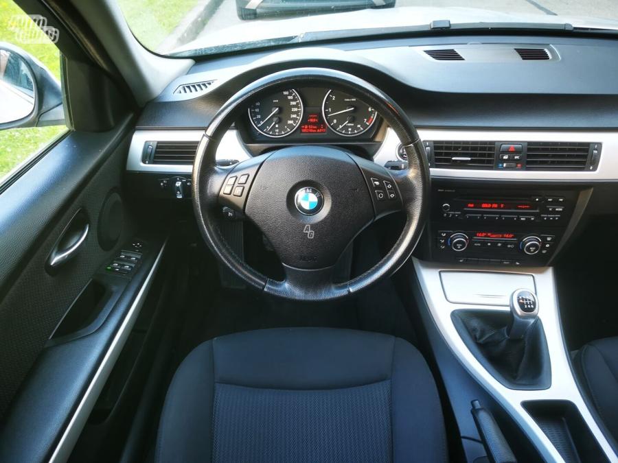 Pelēks BMW 318 2009 Klaipėda, ar dzinēja tilpumu 2.00 L un nobraukumu 185 tūkst. km par 3590 €, foto 22 vietnē AUTOMOTO.COM.LV