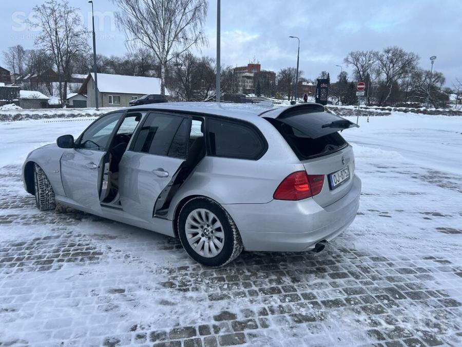 Pelēks BMW 318 2010 Rīga, ar dzinēja tilpumu 2.00 L un nobraukumu 260 tūkst. km par 5250 €, foto 6 vietnē AUTOMOTO.COM.LV