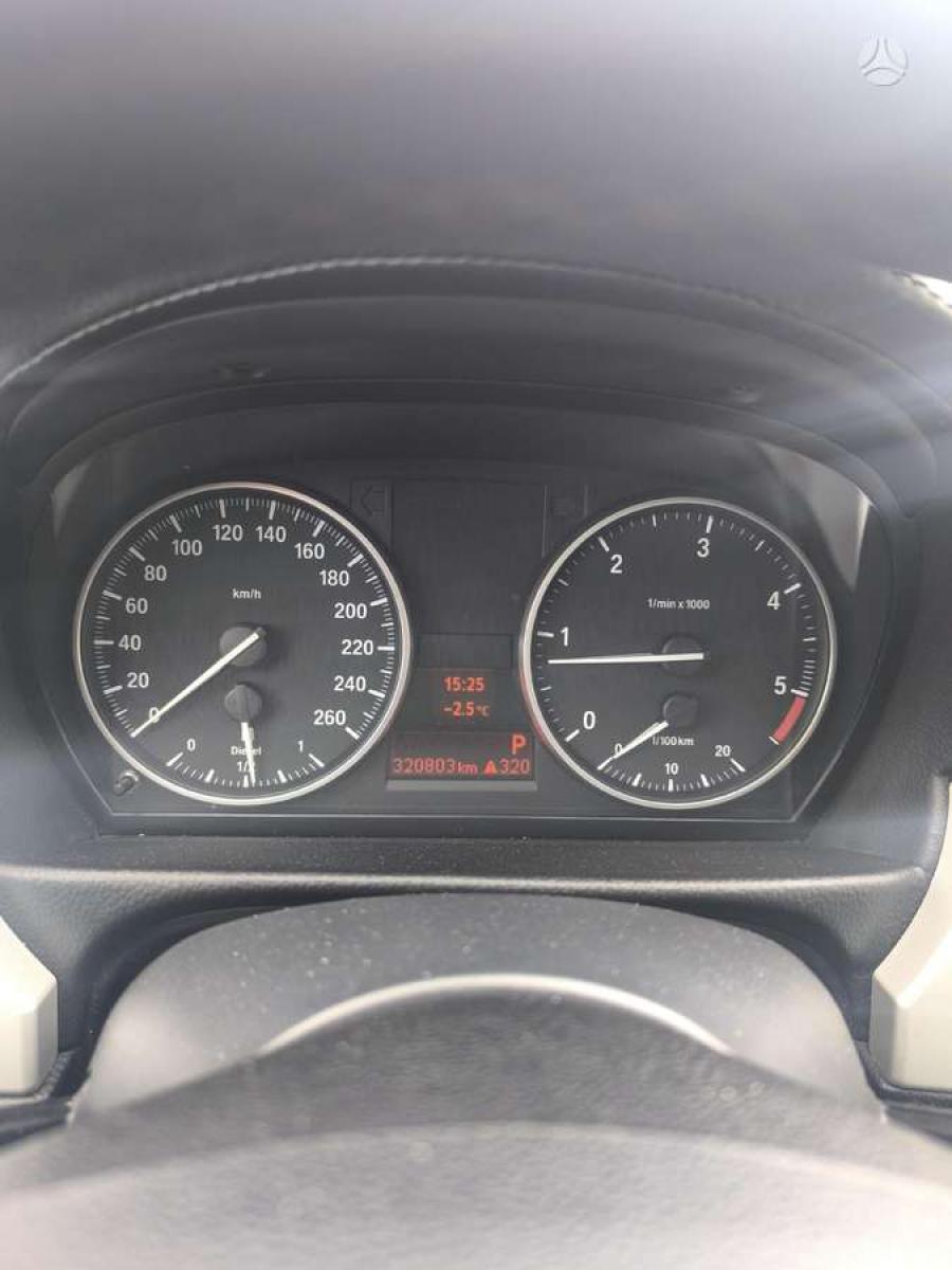 Grey BMW 318 2010 in Kaisiadorys, with an engine capacity of 2.00 L and mileage of 321 thousand km for 4650 €, photo 12 on AUTOMOTO.COM.LV