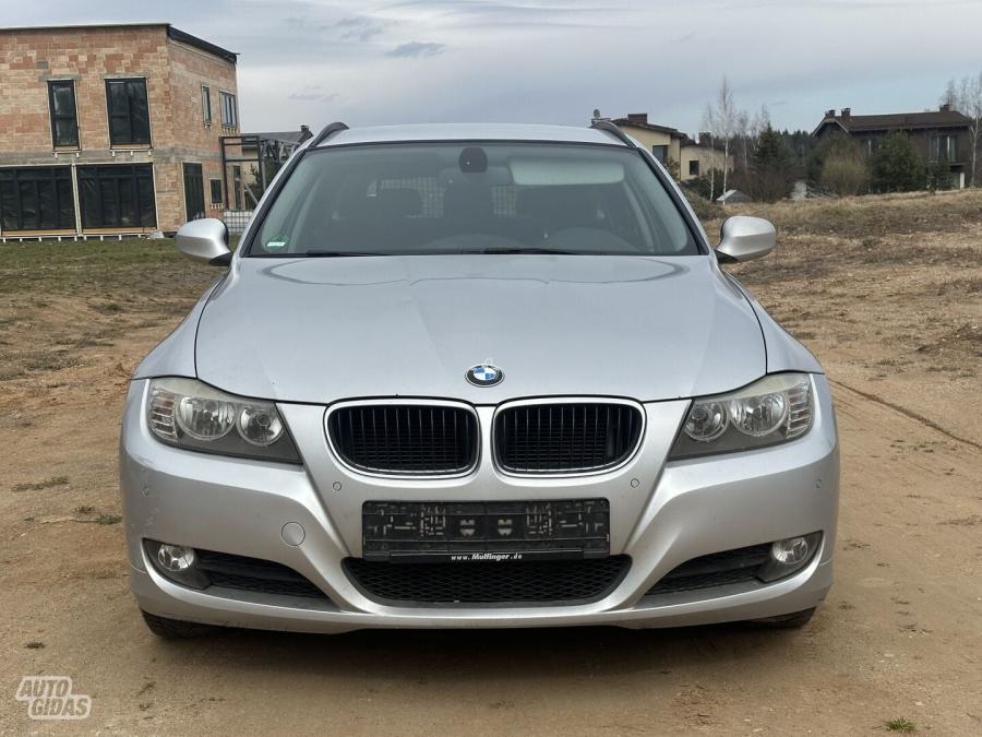 Grey BMW 318 2010 in Vilnius, with an engine capacity of 2.00 L and mileage of 280 thousand km for 2850 €, photo 3 on AUTOMOTO.COM.LV