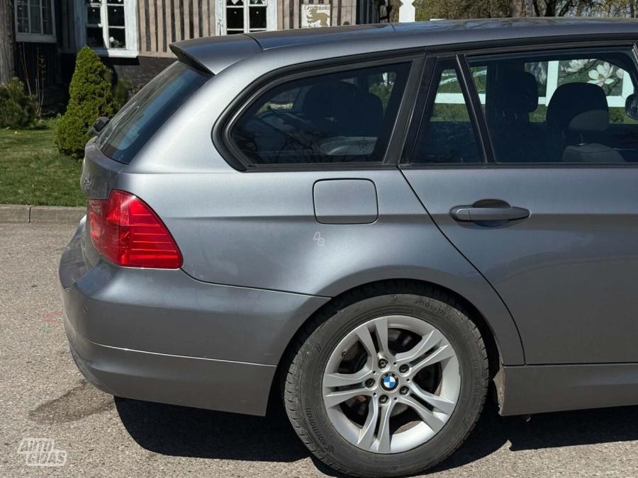 Grey BMW 318 2010 in Raseiniai, with an engine capacity of 2.00 L and mileage of 233 thousand km for 2950 €, photo 6 on AUTOMOTO.COM.LV
