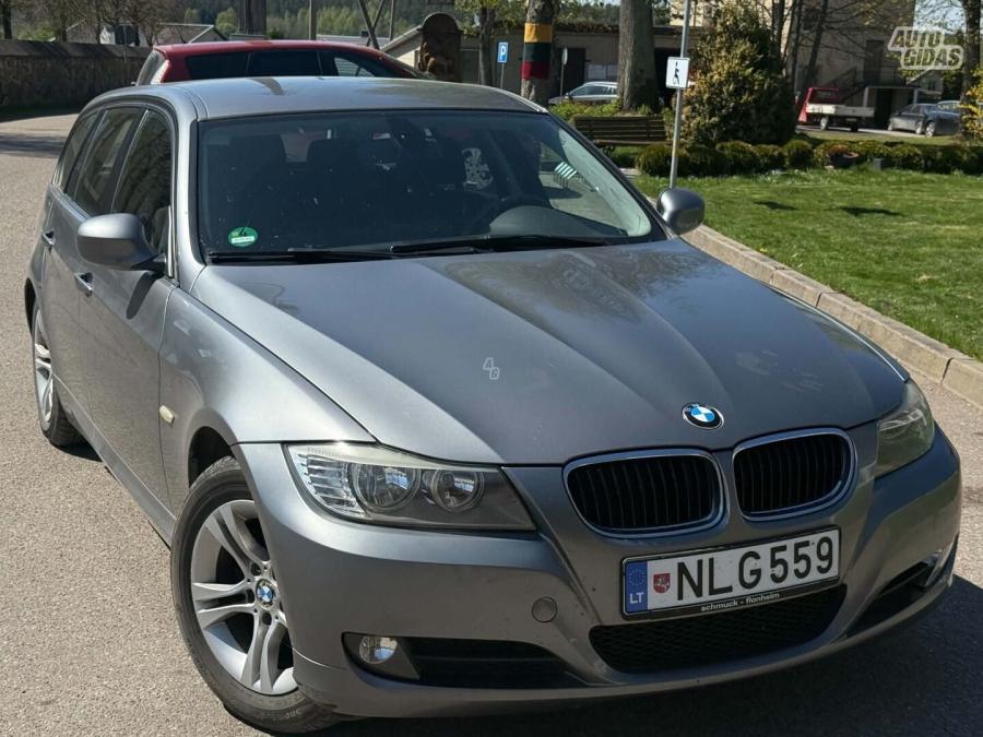 Grey BMW 318 2010 in Raseiniai, with an engine capacity of 2.00 L and mileage of 233 thousand km for 2950 €, photo 8 on AUTOMOTO.COM.LV