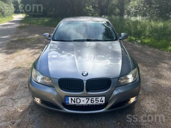 Grey BMW 318 2010 in Rezekne, with an engine capacity of 2.00 L and mileage of 317 thousand km for 4100 €, photo 3 on AUTOMOTO.COM.LV