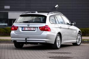 Grey BMW 318 2010 in Jelgava, with an engine capacity of 2.00 L and mileage of 281 thousand km for 5500 €, photo 5 on AUTOMOTO.COM.LV