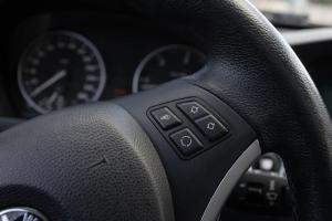 Grey BMW 318 2010 in Jelgava, with an engine capacity of 2.00 L and mileage of 281 thousand km for 5500 €, photo 32 on AUTOMOTO.COM.LV