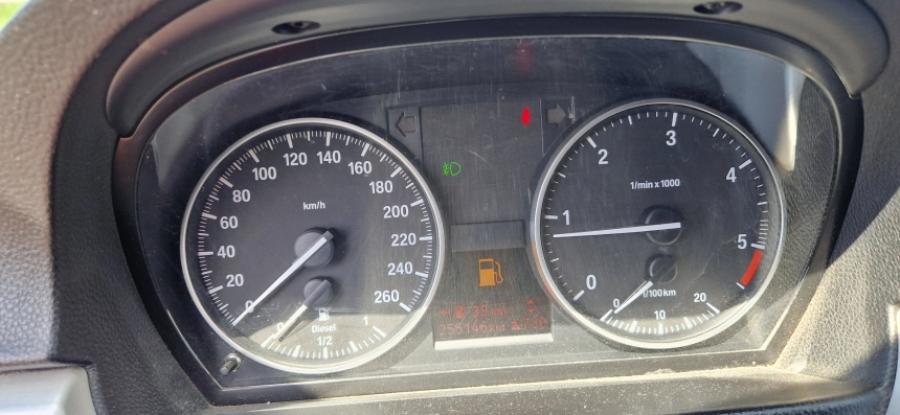 Grey BMW 318 2010 in Riga, with an engine capacity of 2.00 L and mileage of 255 thousand km for 4750 €, photo 14 on AUTOMOTO.COM.LV