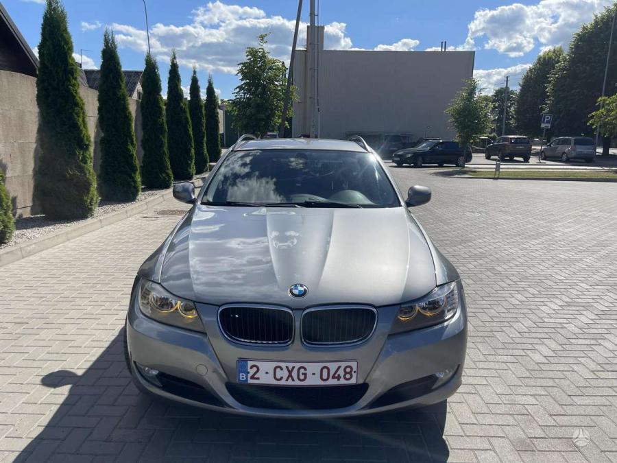 Pelēks BMW 318 2010 Tauragė, ar dzinēja tilpumu 2.00 L un nobraukumu 320 tūkst. km par 3800 €, foto 3 vietnē AUTOMOTO.COM.LV
