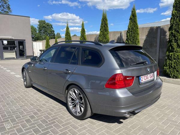 Pelēks BMW 318 2010 Tauragė, ar dzinēja tilpumu 2.00 L un nobraukumu 320 tūkst. km par 3800 €, foto 6 vietnē AUTOMOTO.COM.LV