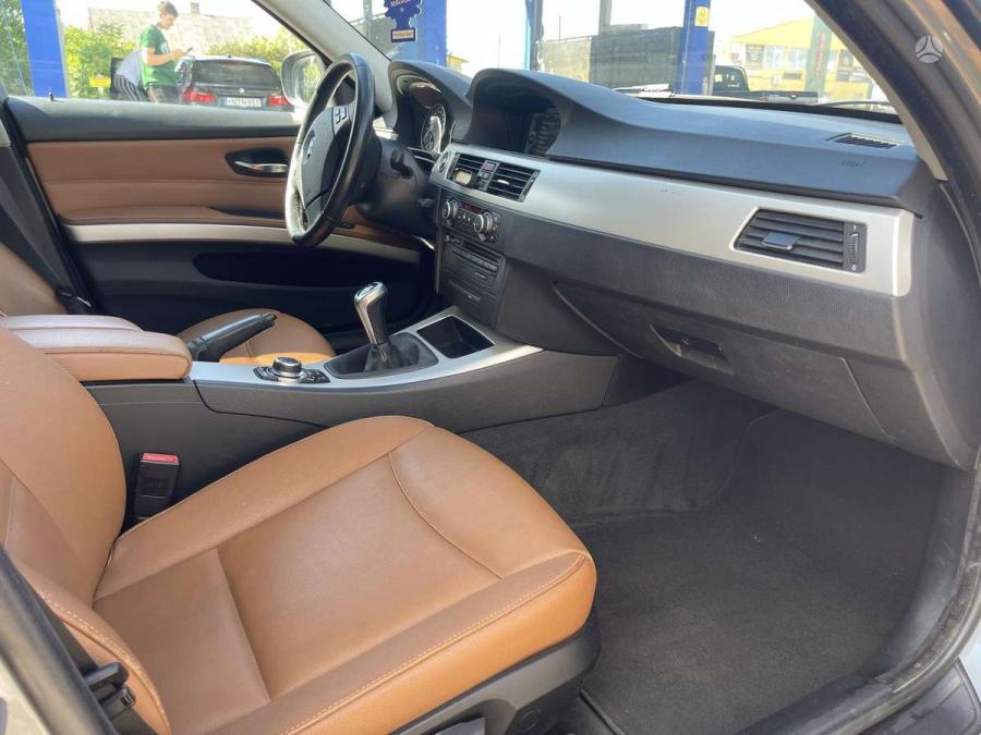 Pelēks BMW 318 2010 Tauragė, ar dzinēja tilpumu 2.00 L un nobraukumu 320 tūkst. km par 3800 €, foto 9 vietnē AUTOMOTO.COM.LV