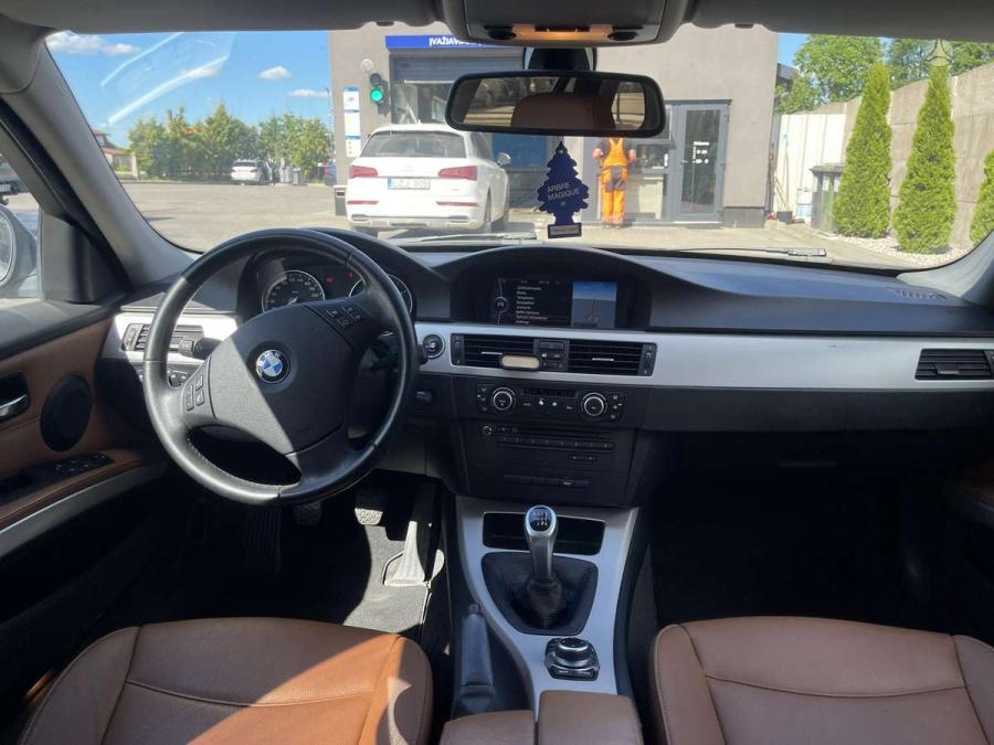 Pelēks BMW 318 2010 Tauragė, ar dzinēja tilpumu 2.00 L un nobraukumu 320 tūkst. km par 3800 €, foto 12 vietnē AUTOMOTO.COM.LV