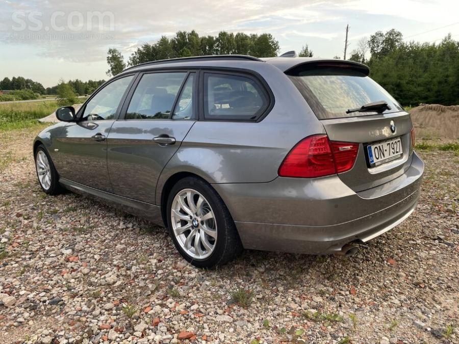 Grey BMW 318 2010 in Cesis, with an engine capacity of 2.00 L and mileage of 0 thousand km for 4150 €, photo 3 on AUTOMOTO.COM.LV