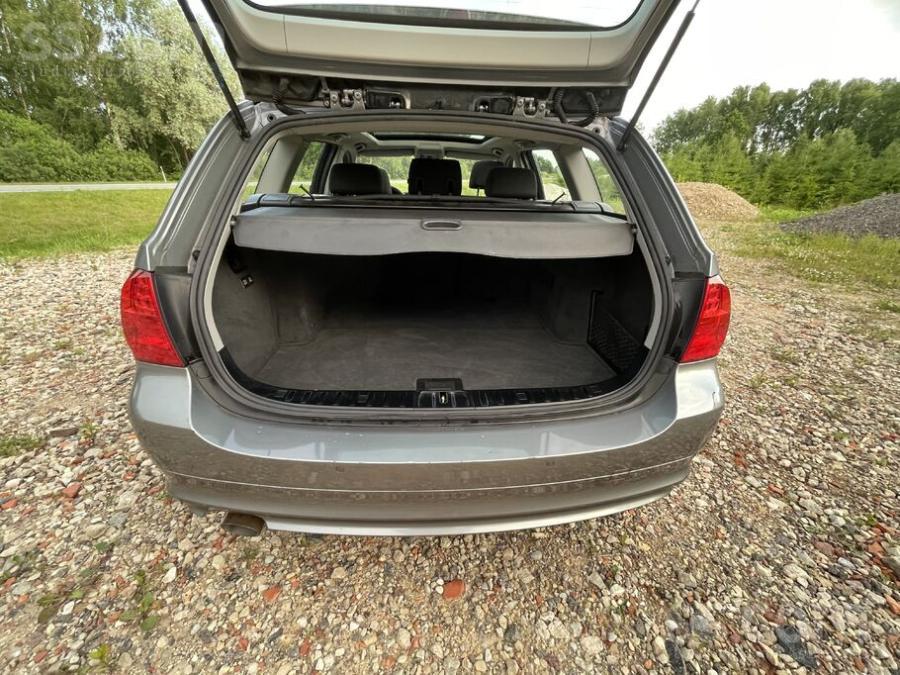 Grey BMW 318 2010 in Cesis, with an engine capacity of 2.00 L and mileage of 0 thousand km for 4150 €, photo 14 on AUTOMOTO.COM.LV