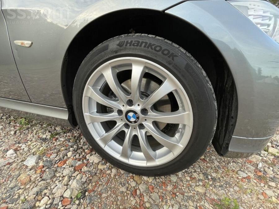 Grey BMW 318 2010 in Cesis, with an engine capacity of 2.00 L and mileage of 0 thousand km for 4150 €, photo 19 on AUTOMOTO.COM.LV