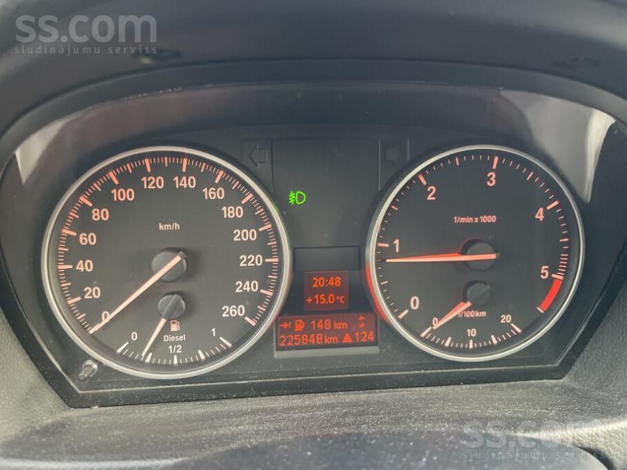Grey BMW 318 2010 in Cesis, with an engine capacity of 2.00 L and mileage of 0 thousand km for 4150 €, photo 27 on AUTOMOTO.COM.LV