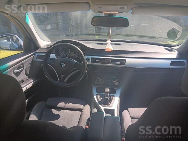 Pelēks BMW 318 2010 Rīga, ar dzinēja tilpumu 2.00 L un nobraukumu 377 tūkst. km par 2900 €, foto 4 vietnē AUTOMOTO.COM.LV