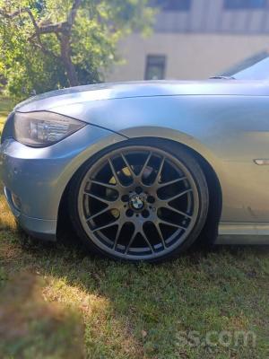 Pelēks BMW 318 2010 Rīga, ar dzinēja tilpumu 2.00 L un nobraukumu 377 tūkst. km par 2900 €, foto 8 vietnē AUTOMOTO.COM.LV