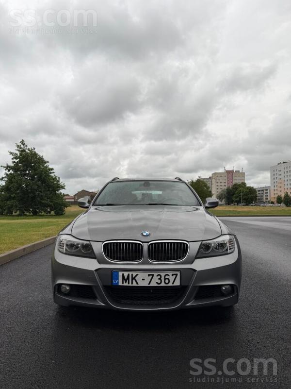 Grey BMW 318 2010 in Liepaja, with an engine capacity of 2.00 L and mileage of 327 thousand km for 3999 €, photo 4 on AUTOMOTO.COM.LV