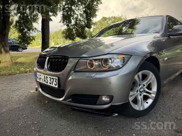 Pelēks BMW 318 2010 Jelgava, ar dzinēja tilpumu 2.00 L un nobraukumu 305 tūkst. km par 3890 €, foto 1 vietnē AUTOMOTO.COM.LV