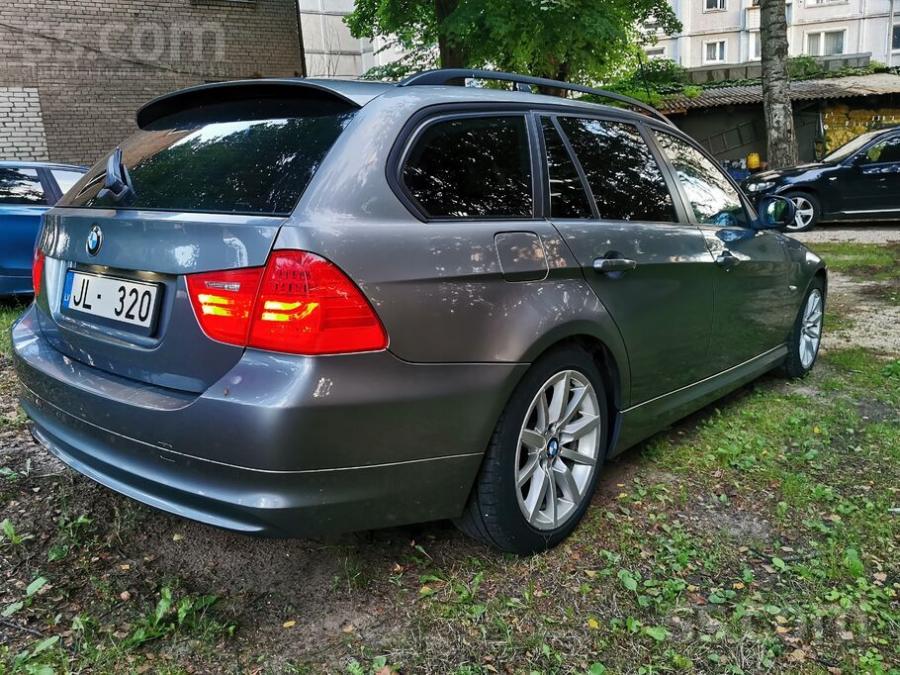 Pelēks BMW 318 2010 Rīga, ar dzinēja tilpumu 2.00 L un nobraukumu 337 tūkst. km par 4100 €, foto 4 vietnē AUTOMOTO.COM.LV