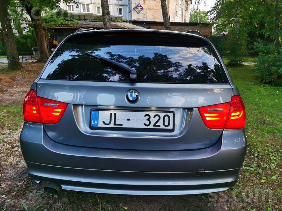 Pelēks BMW 318 2010 Rīga, ar dzinēja tilpumu 2.00 L un nobraukumu 337 tūkst. km par 4100 €, foto 5 vietnē AUTOMOTO.COM.LV